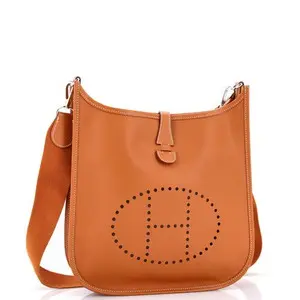 Hermès Evelyne Bag Gen Iii Epsom Pm - Gold