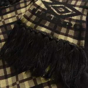 UMBRO Checked Knit Scarf