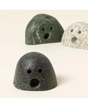 UNCOMMON GOODS Garden Ghosts- Set Of 3 Sea Stones