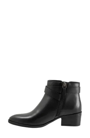 Softwalk Lira Ankle Boot - Black