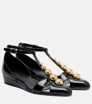 Chloé Cleia Studded Patent Leather Wedges - Black