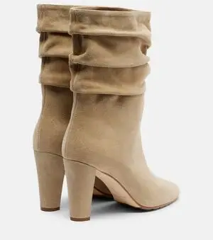 Manolo Blahnik Calasso 90 Draped Suede Ankle Boots - Beige