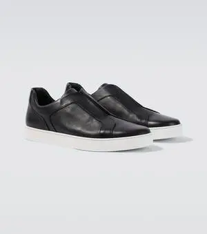 Manolo Blahnik Agilio Leather Sneakers - Black