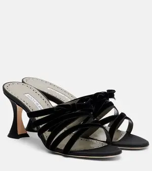 Manolo Blahnik Clementel 70 Velvet Mules - Black