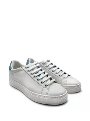 CU | LT ESSENCE Lace-up Sneakers