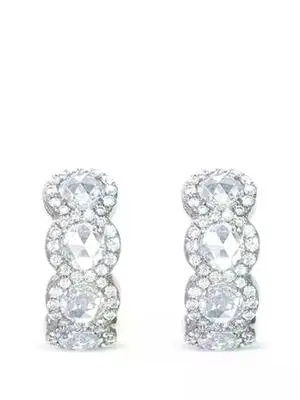 64 Facets 18k White Gold Diamond Scallop Huggie Earrings - Silver