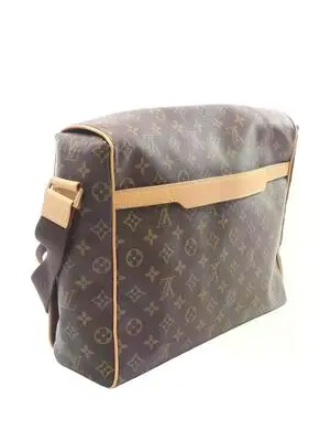 LOUIS VUITTON 2002 Monogram Abbesses Crossbody Bag