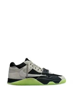 Nike Strap Sneakers