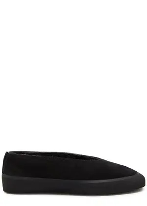 Le Monde Beryl Apres Ski Suede Ballet Flats - Black
