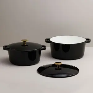 KANA 4-piece Cast Iron Cookware Set - Black Gloss