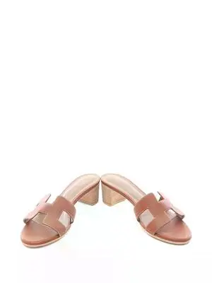 Hermès Oasis Leather Sandals
