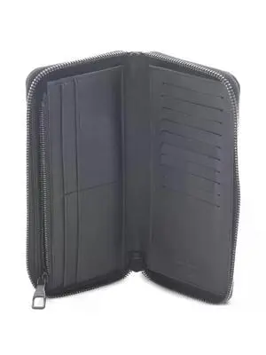 LOUIS VUITTON 2021s Monogram Leather Zip-closure Wallet
