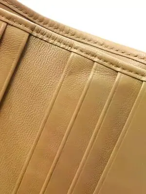 Miu Miu 2010s Matelasse Bi-fold Leather Wallet - Neutrals