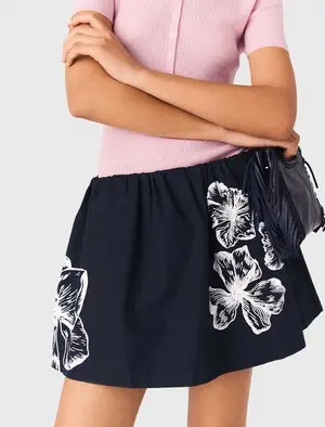 Maje Short Cotton Skirt With Graphic Floral Print - Navy