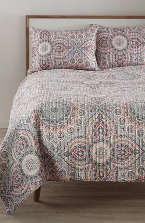 LEVTEX Selma Reversible Quilt