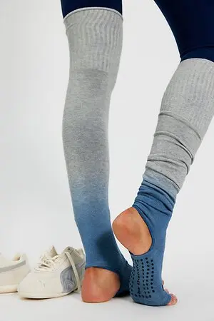 STICKY BE SOCKS Stirrup Legwarmers - Be Thankful