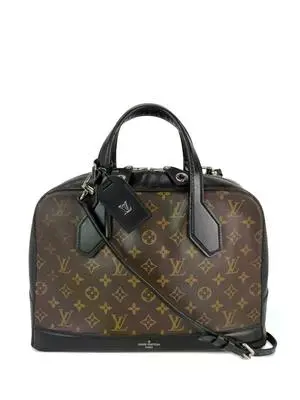 LOUIS VUITTON Dora Mm Monogram Shoulder Bag
