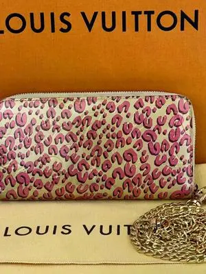 LOUIS VUITTON Zippy Stephan Sprouse Chain Wallet - Neutrals