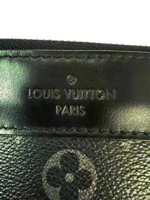 LOUIS VUITTON Monogram Gm Discovery Pochette