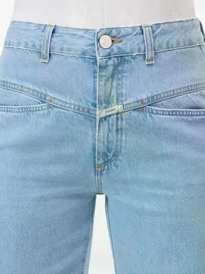 Closed Pedal Pusher Jeans