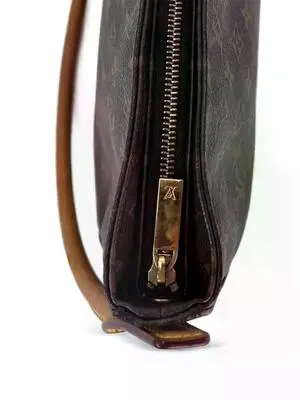 LOUIS VUITTON Monogram Canvas Mm Looping Shoulder Bag - Brown