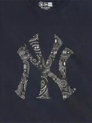 New Era Paisley Elements T-shirt