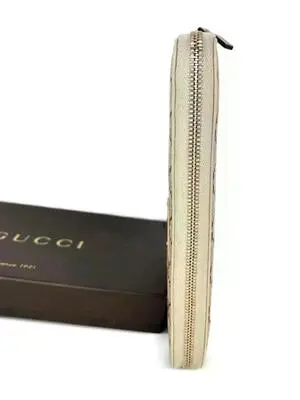 Gucci Gg Logo Canvas Wallet