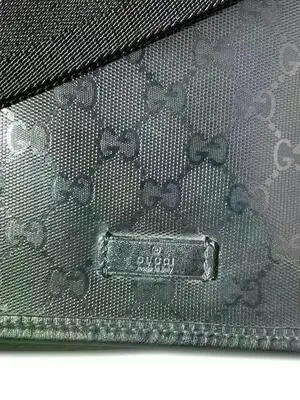 Gucci Gg Supreme Messenger Bag