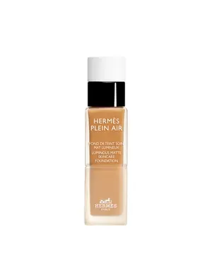 Hermès Plein Air Luminous Matte Foundation 53n Typha Is A Neutral Medium Beige