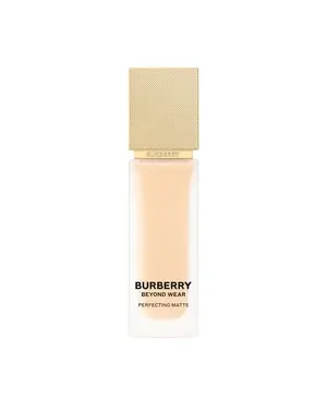 Burberry Beyond Wear Perfecting Matte Foundation - 10 Fair Warm