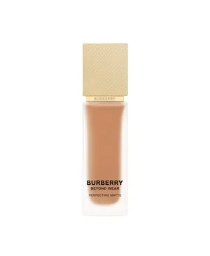 Burberry Beyond Wear Perfecting Matte Foundation - 100 Medium Deep Cool