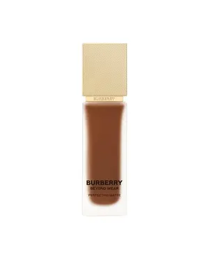 Burberry Beyond Wear Perfecting Matte Foundation - 140 Deep Cool