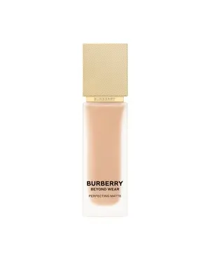 Burberry Beyond Wear Perfecting Matte Foundation - 40 Light Neutral