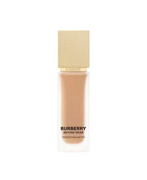 Burberry Beyond Wear Perfecting Matte Foundation - 85 Medium Neutral