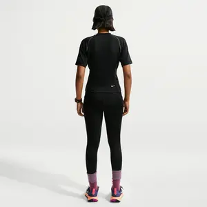 Nike Wildsee" Dri-fit Short-sleeve Base Layer Top - Black
