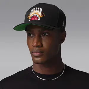 JORDAN Essentials Pro Structured Flat Bill Cap - Black