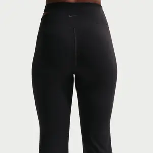 Nike Zenvy High-waisted Flared Leggings - Black