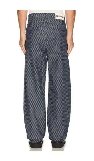 PLEASURES Formula Baggy Jeans
