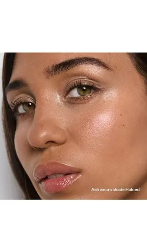 KOSAS Shiny Objects Wet Glisten Powder Highlighter For Face + Eyes - Haloed