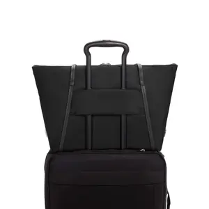 Tumi Q Tote - Black/gunmetal