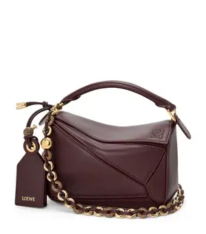 Loewe Chain Strap Shoulder Bags