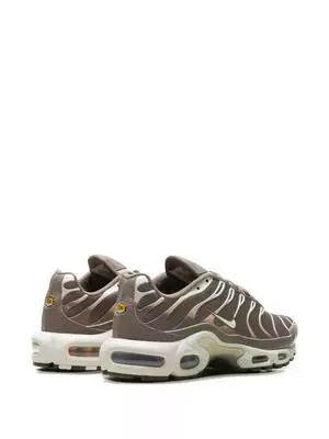 Nike Air Max Plus Sneakers - Brown