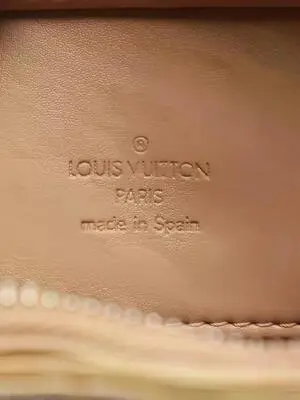 LOUIS VUITTON 2005 Vernis Houston Monogram Tote Bag - Neutrals