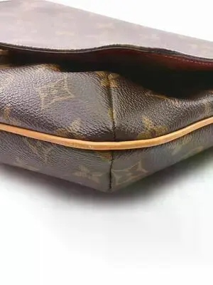 LOUIS VUITTON Monogram-pattern Shoulder Bag