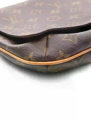 LOUIS VUITTON Monogram-pattern Shoulder Bag