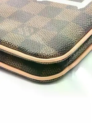 LOUIS VUITTON Chain-strap Double-zip Crossbody Bag
