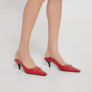 Gucci S Vittoria Leather Pump - Red
