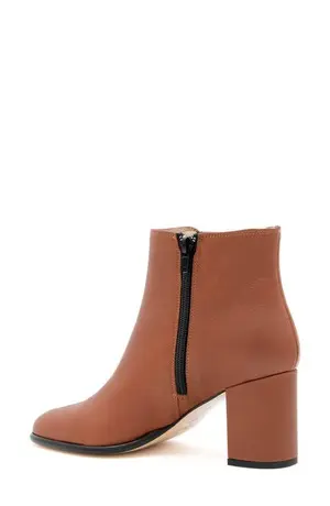 AMALFI BY RANGONI Lucio Block Heel Bootie