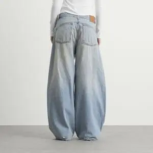 LEVI'S Super Baggy Barrel Jeans