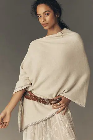FLAT WHITE Whipstitch Poncho
